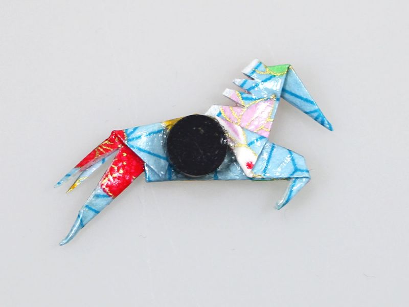 ORIGAMI-MAGNET SPRINGPFERD «SONNENMÄHNE» - Origami-Art.ch